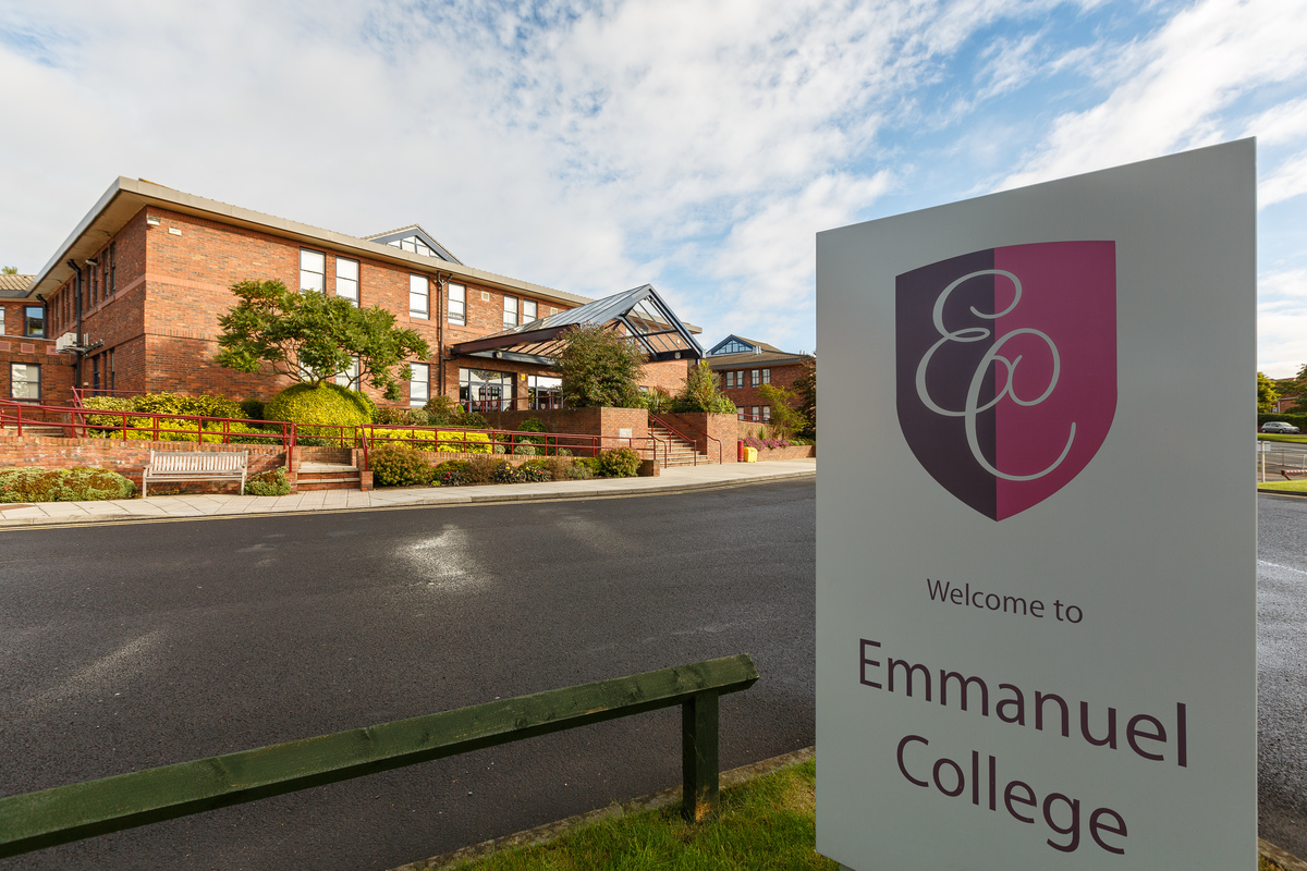 Hire facilities at Emmanuel College - SchoolHire