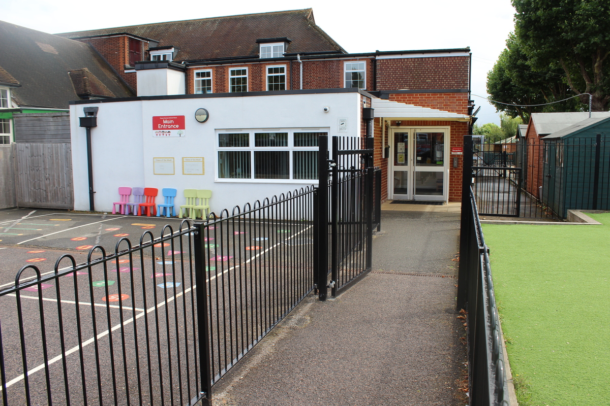 Hire facilities at Cheam Common Infants Academy - SchoolHire