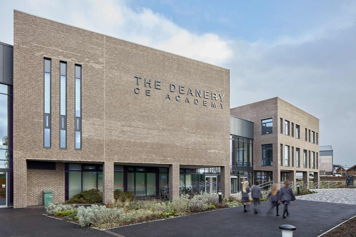 Hire facilities at The Deanery CE Academy - SchoolHire