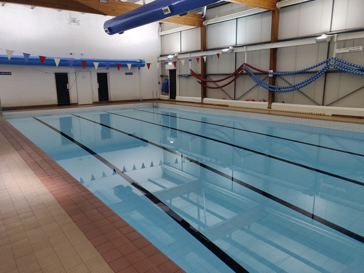 Swimming Pool for hire in Liverpool - EDU
