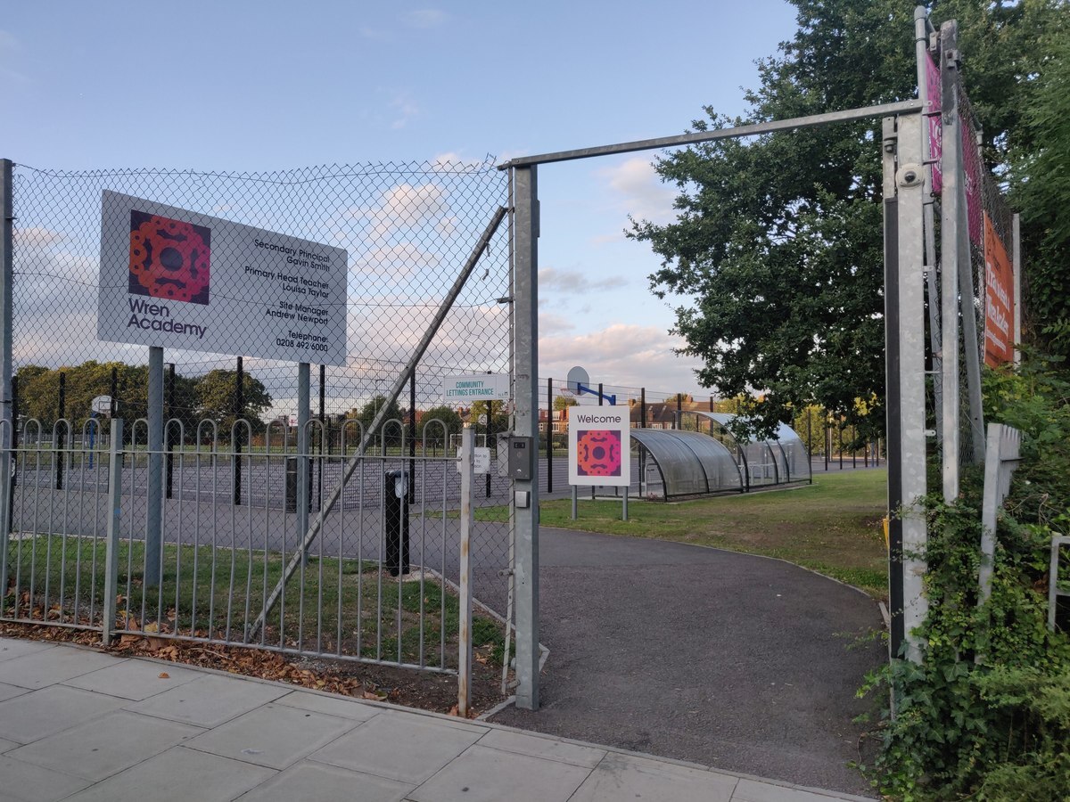 Hire facilities at Wren Academy North Finchley - SchoolHire