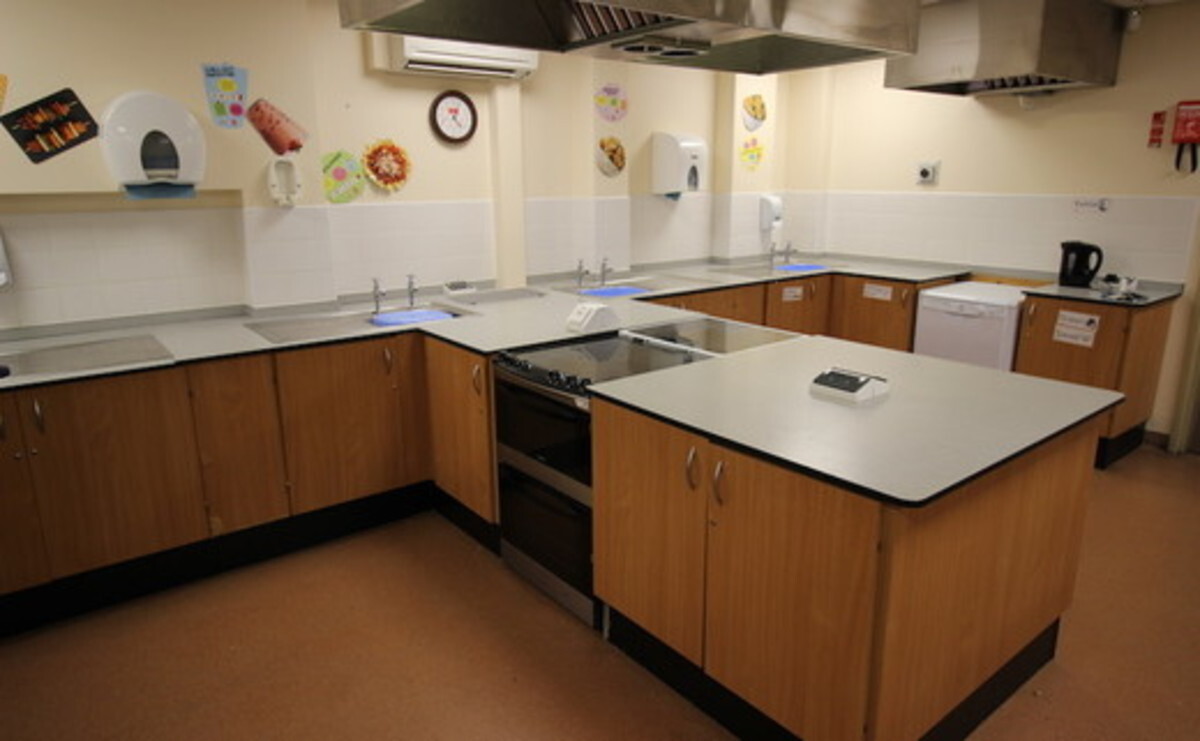 Cooking Room for hire in Wigan - SchoolHire