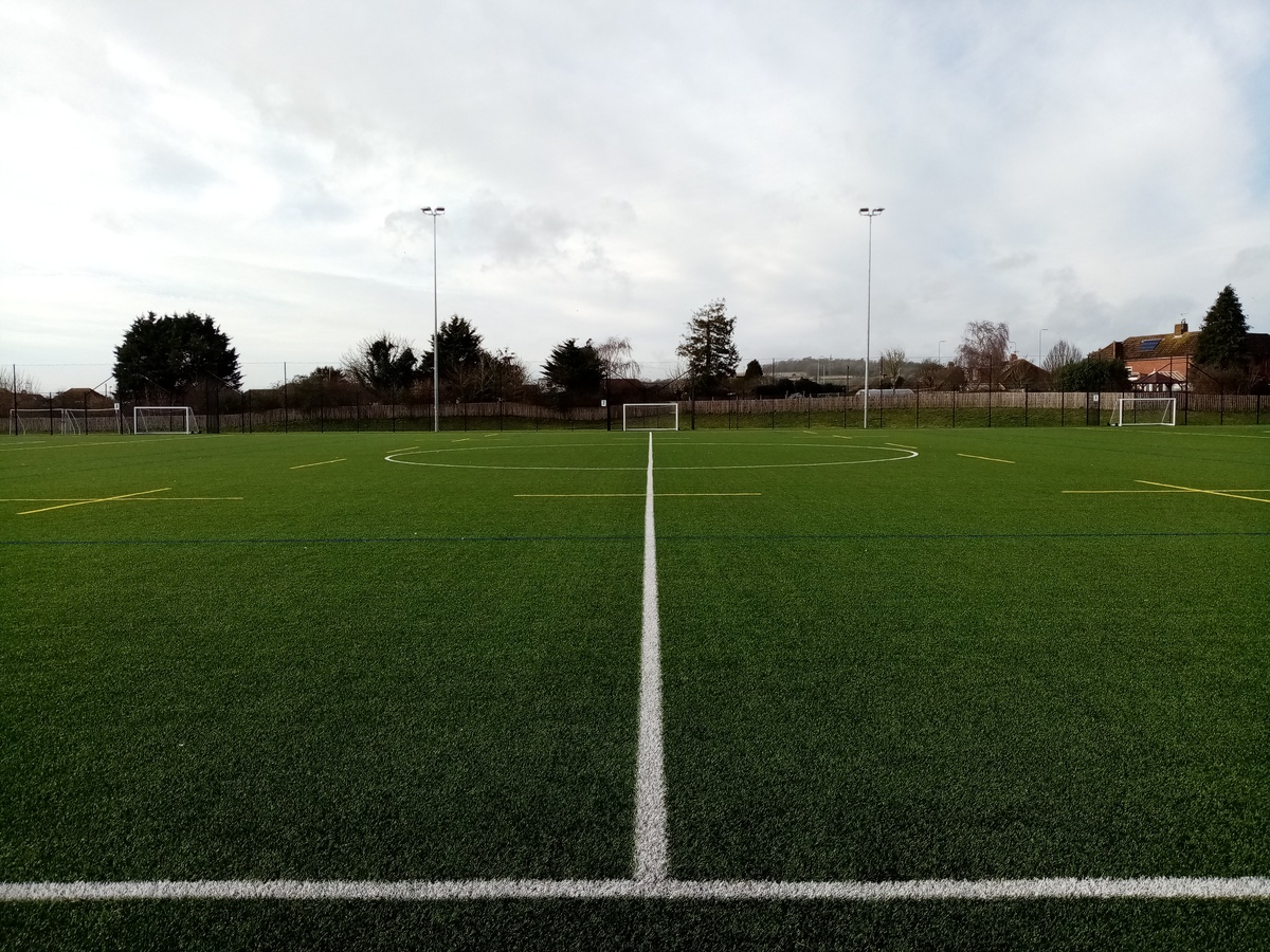 Artificial Pitches (2G/3G) for hire in Sompting - SchoolHire