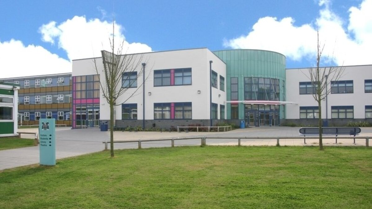 Hire facilities at EDU @ Carleton High School - EDU