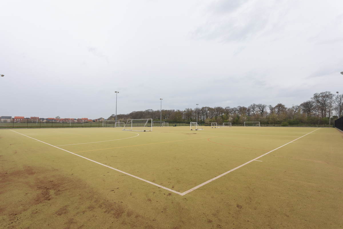 Artificial Pitches (2G/3G) for hire in Gainsborough - SchoolHire