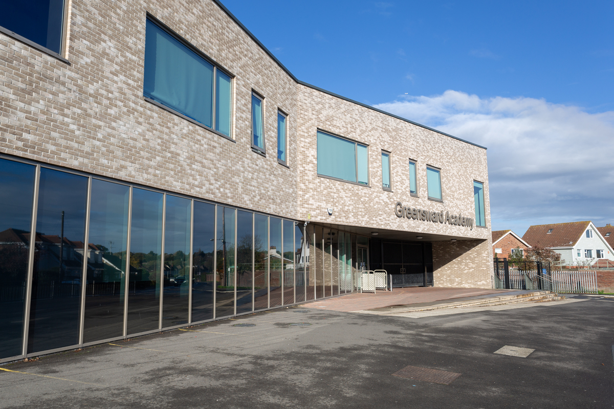 Hire facilities at Lift Greensward - SchoolHire