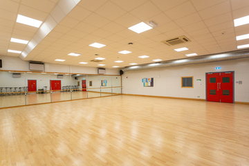 Hire facilities at Thomas Rotherham College Sports Centre - SchoolHire