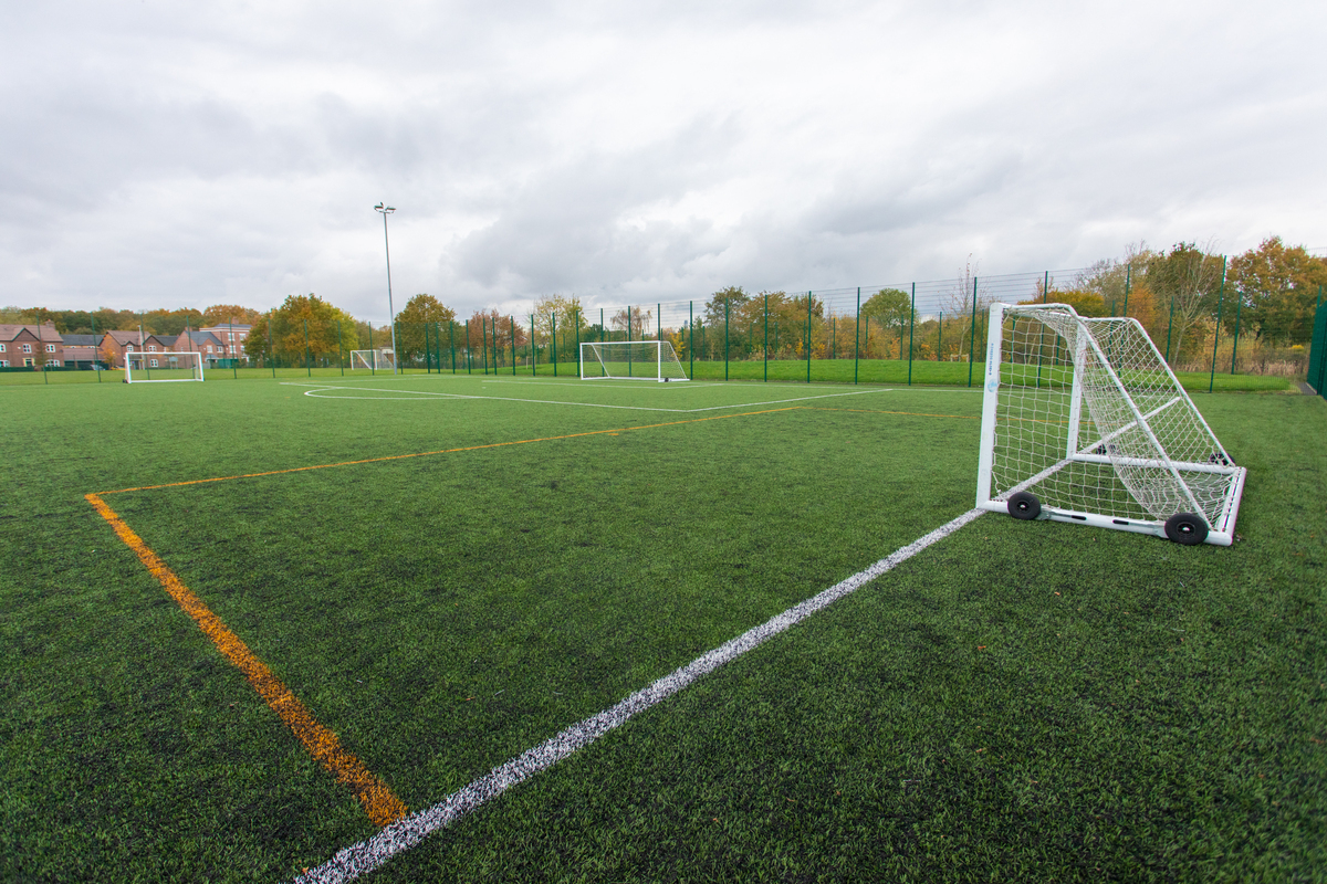 Artificial Pitches (2G/3G) for hire in Runcorn - EDU