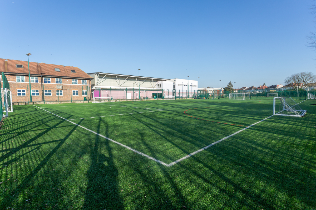 Artificial Pitches (2G/3G) for hire in Kenton - SchoolHire