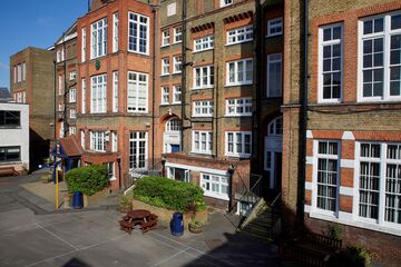 william morris sixth form