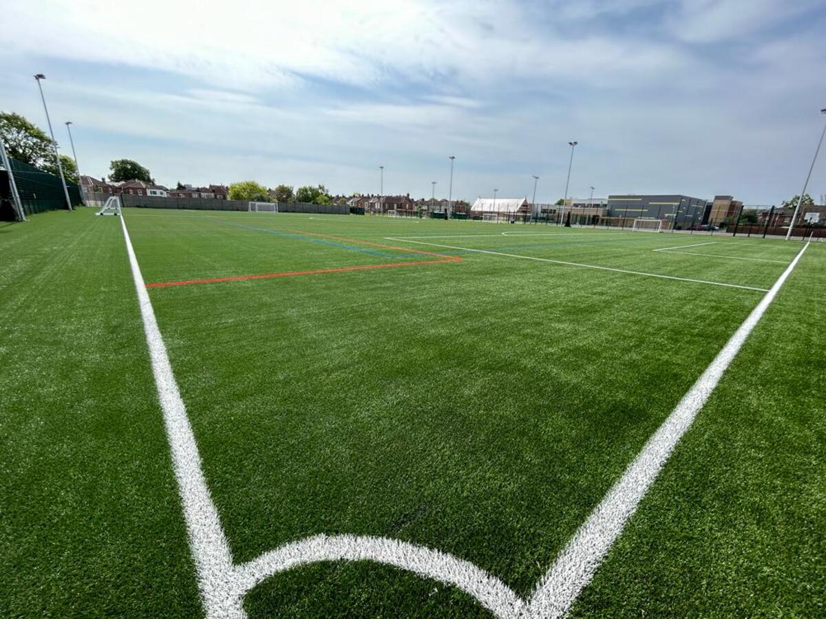 Artificial Pitches (2G/3G) for hire in Southampton - EDU