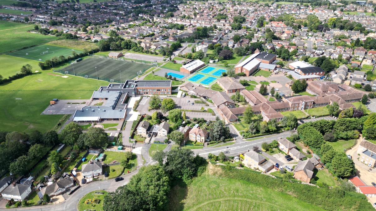 Hire facilities at Cromwell Community College - SchoolHire