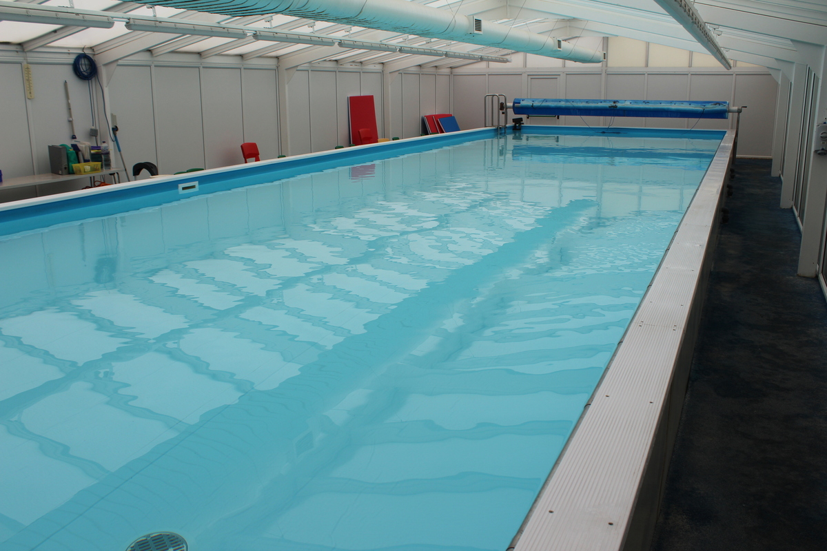 Swimming Pool for hire in Sutton - SchoolHire