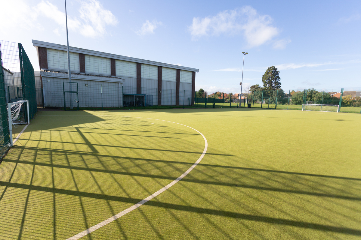 Artificial Pitches (2G/3G) for hire in Cambridge - SchoolHire