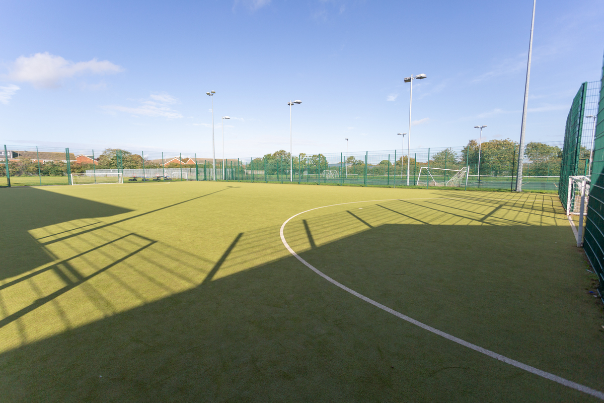 Artificial Pitches (2G/3G) for hire in Cambridge - SchoolHire