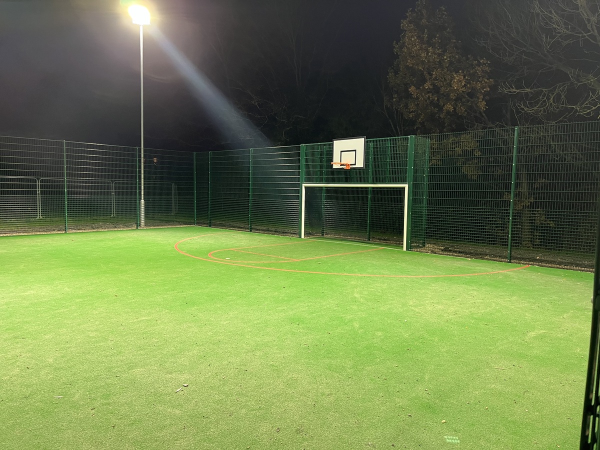 Hire facilities at Awsworth Primary and Nursery School - SchoolHire