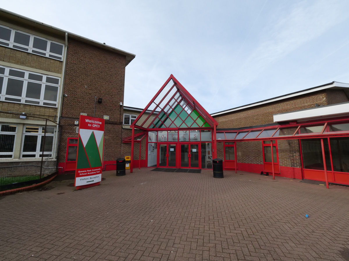Hire facilities at Queens Park Community School - SchoolHire