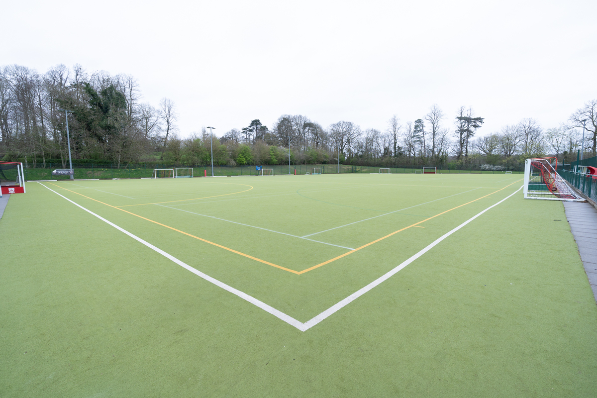Artificial Pitches (2G/3G) for hire in Rugby - SchoolHire