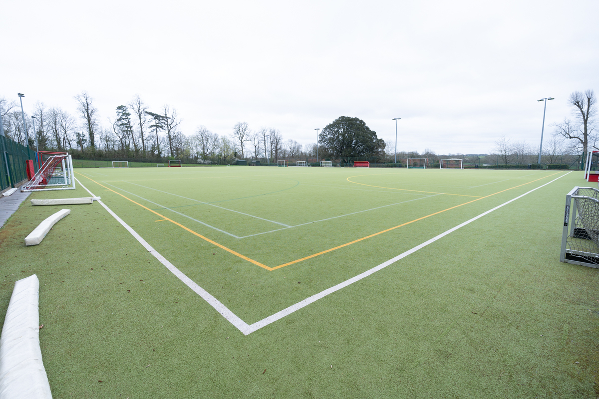 Artificial Pitches (2G/3G) for hire in Rugby - SchoolHire