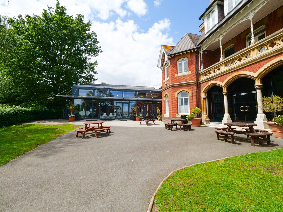 Hire facilities at Sydenham High School GDST - SchoolHire