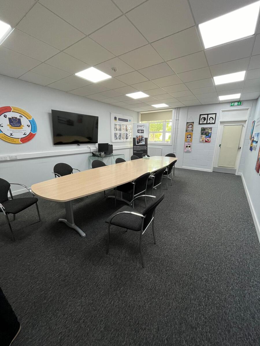 Conference Room for hire in Chichester - EDU