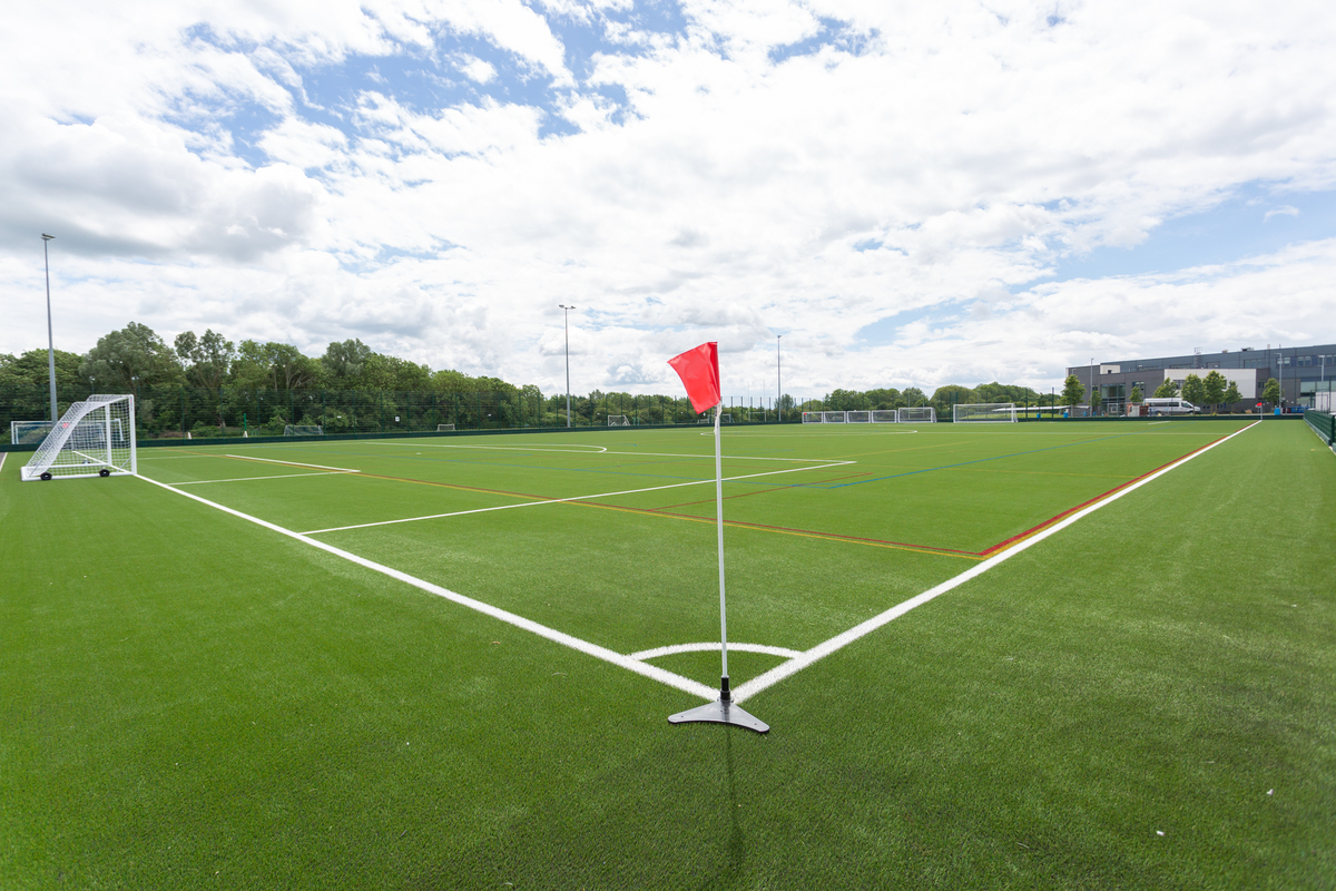Artificial Pitches (2G/3G) for hire in Bedford - SchoolHire