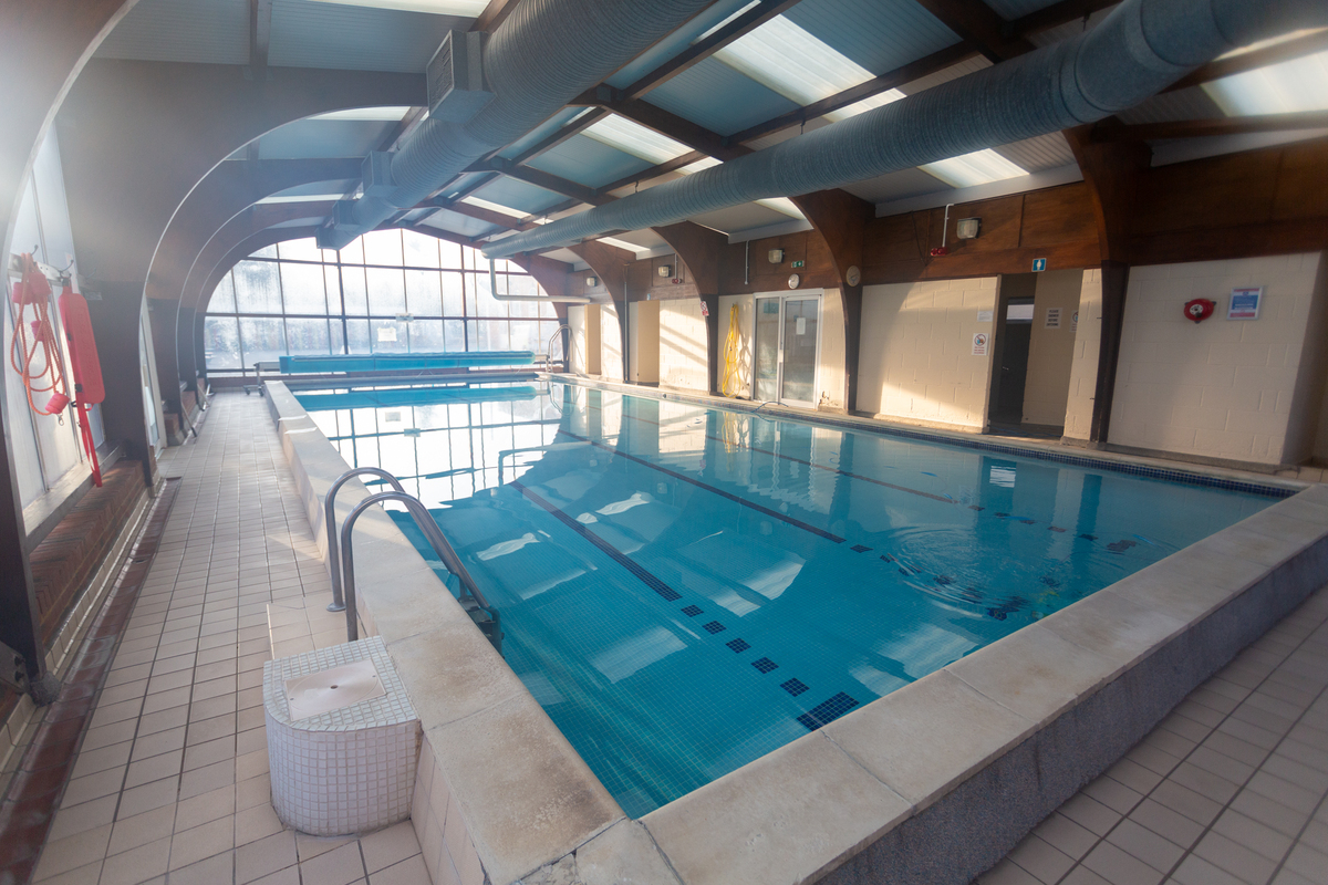 Swimming Pool for hire in Purley - SchoolHire