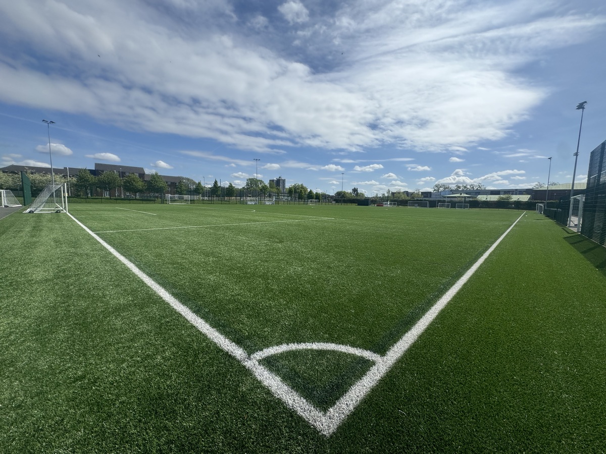 Artificial Pitches (2G/3G) for hire in Manchester - EDU
