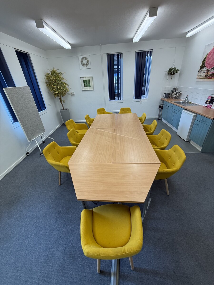 Conference Room For Hire In Hounslow Schoolhire