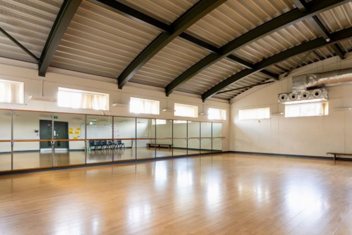 Dance Studio for hire in Lenham - SchoolHire