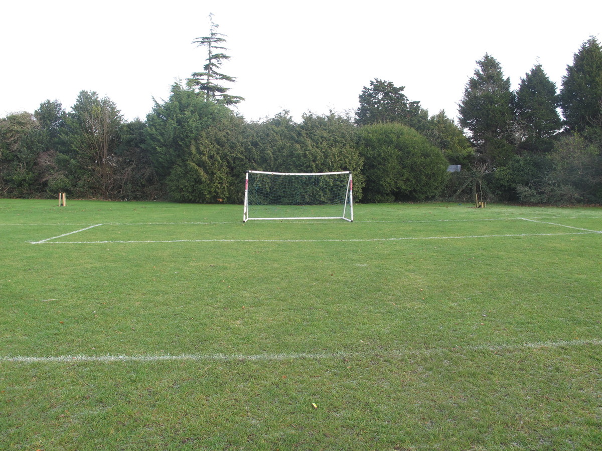 Hire facilities at Wallace Fields Junior School - SchoolHire